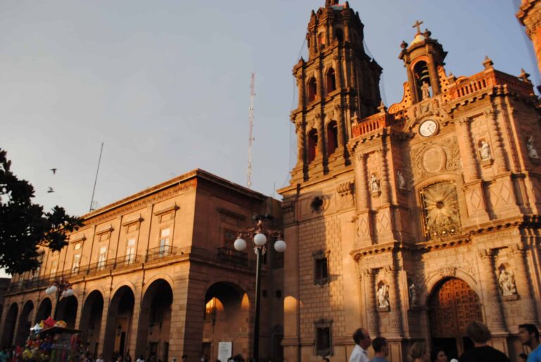 La Cantera Rosa en SLP: Un distintivo de la arquitectura mexicana